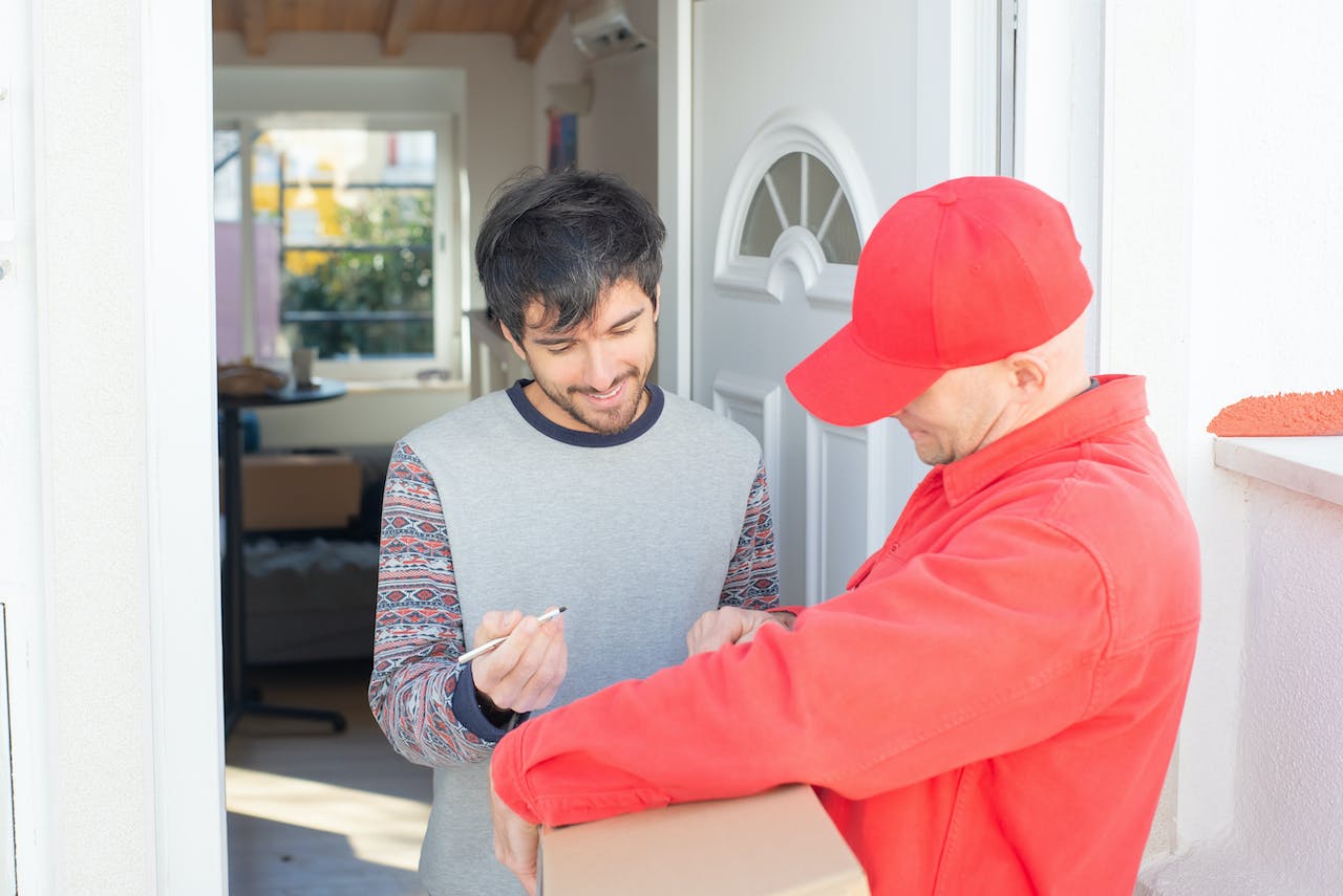 Top 9 Mobile Sales Tools for Sales Reps and Companies